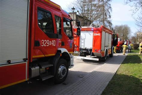 Trwają działania służb Poważny wypadek w powiecie krakowskim są ranni