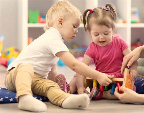 Familias monoparentales Ayudas públicas Criar Con Sentido Común
