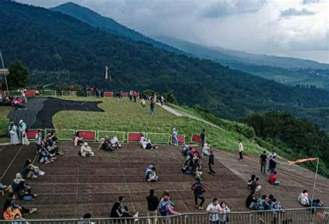 Tempat Tempat Wisata Di Bogor Yang Paling Hits Nagademo