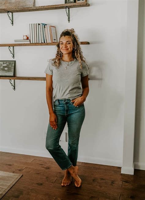 4 Stylish Mom Outfits That You Can Wear At Home And Out MY CHIC OBSESSION