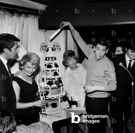 Jacques Brel Celebrating His 12 Years Of Songs At Cabaret L Echelle De