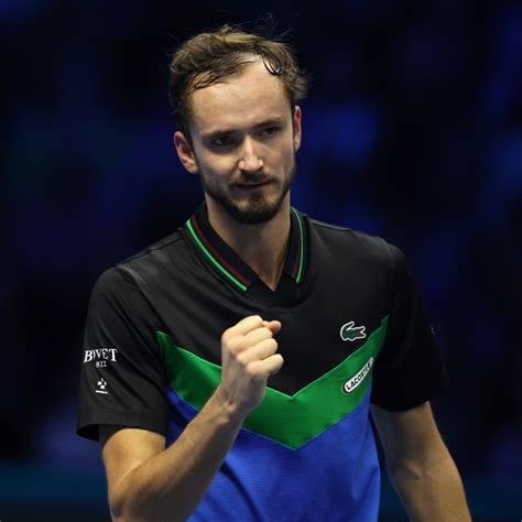 Atp Finals Medvedev batte Zverev ed è in semifinale Impazza intanto