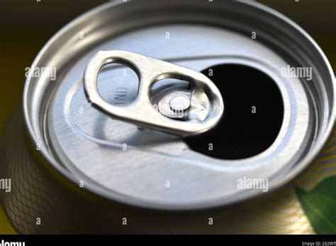 El Misterio Detrás Del Material De Las Latas De Refresco De Qué Están