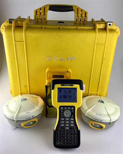 Trimble R8 Model 2 GPS GNSS VRS Network Rover W TSC2 Data Collector