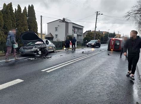 Foto Groźny wypadek w powiecie krakowskim DK 44 zablokowana