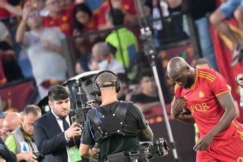 Lukaku Presentato Prima Di Roma Milan L Olimpico Impazzito Per Big Rom