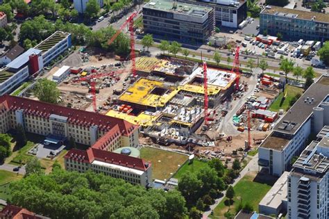 Freiburg Im Breisgau Von Oben Baustelle F R Einen Erweiterungs