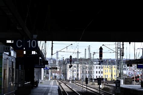 Gewerkschaft EVG kündigt Bahn Streik für Freitagmorgen an Lokalbüro