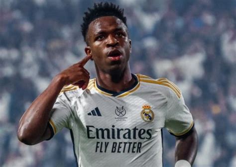 Vinícius Júnior brilha e Real Madrid conquista Supercopa da Espanha