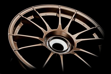 Ultraleggera HLT CL OZ Racing