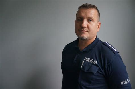 Dzielnicowy KPP Żywiec st asp Paweł Ścieszka Twój Dzielnicowy
