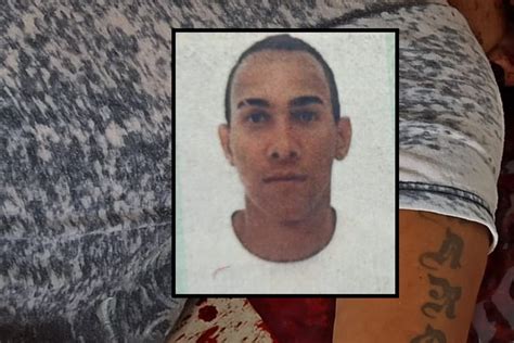 Jovem é assassinado à queima roupa dentro de casa em Campos