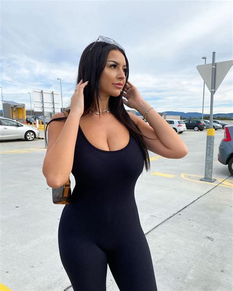 Who Is Tik Tok Star Anna Paul Bio Wiki Age Height Boyfriend Net Aria