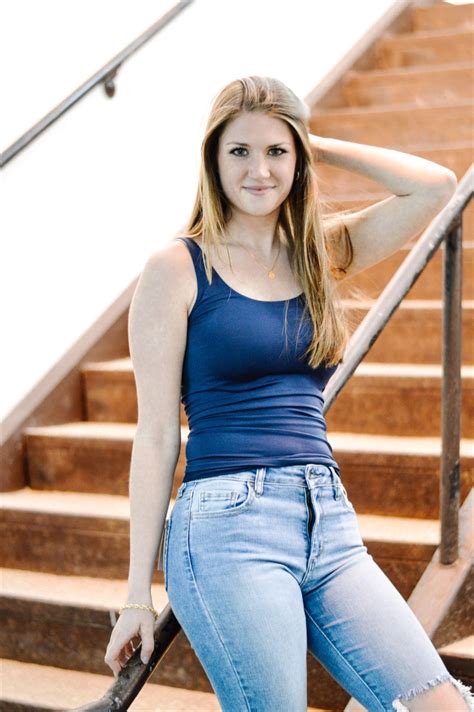 The Complete Style Guide For Skinny Hourglass Figure Artofit