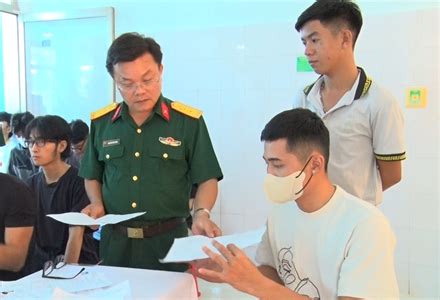 Thị xã Bến Cát khám sức khỏe cho hơn 680 thanh niên chuẩn bị thực hiện
