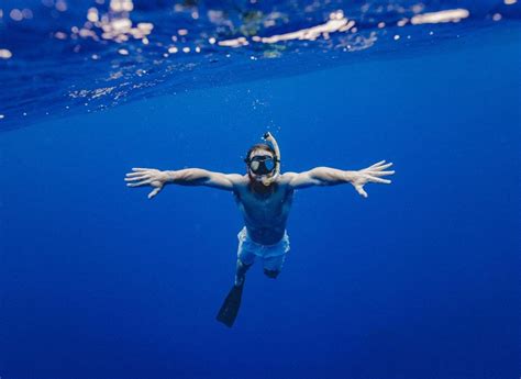 How To Snorkel With A Beard The Easy Way Outsiderview