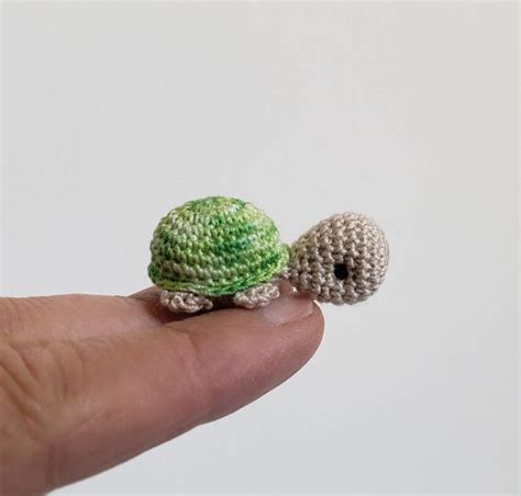 Porte Clés tortue de terre amigurumi tortue miniature Kawaii au