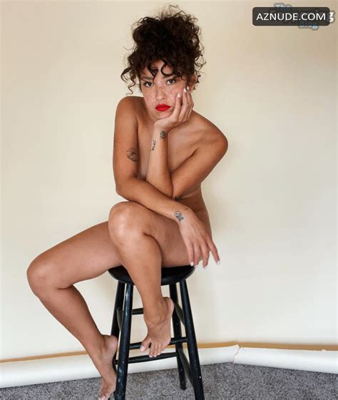 Fo Porter Sexy And Nude Shows Off Her Sensational Booty And Tits In
