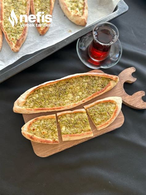 Ekerli Peynirli Pide Nefis Yemek Tarifleri