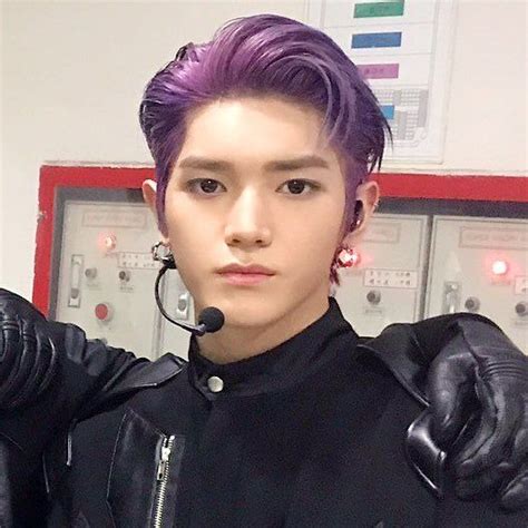 Pin By Ruby Red On Taeyong In Celebrity Singers Taeyong Nct
