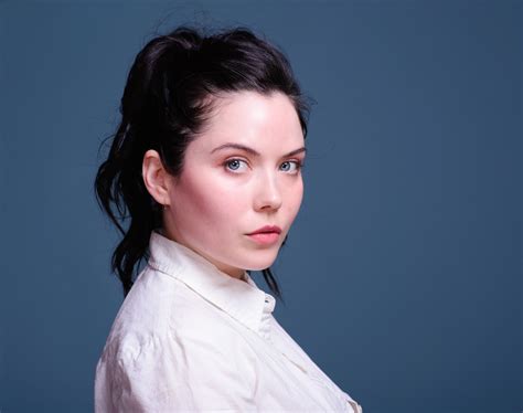 Grace Phipps Lela Falling For Ya