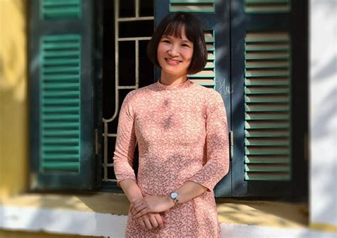 Từ huy chương đồng Olympic đến nữ phó giáo sư trẻ nhất 2022