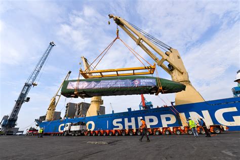 中国高铁海外第一单印尼雅万高铁即将通车
