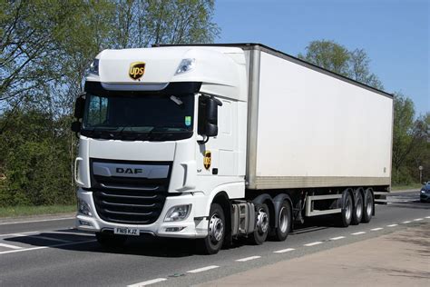 FN19KJZ U P S DAF XF 450 A46 Evesham 22 4 2021 Michael Jefferies