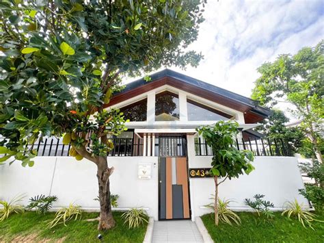 4 Bedroom Exquisite Single Storey Modern House In BF Homes Paranaque