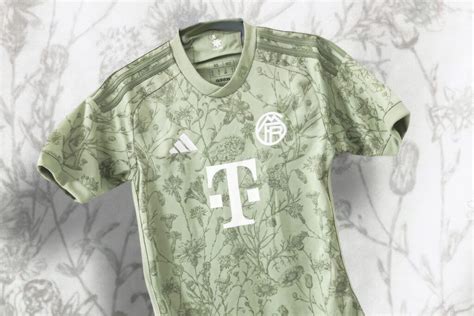 Leak enthüllt So sieht das neue Wiesn Trikot 2023 des FC Bayern aus