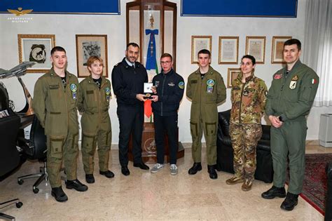 Aeronautica Militare On Twitter Allievi Della Scuola Militare