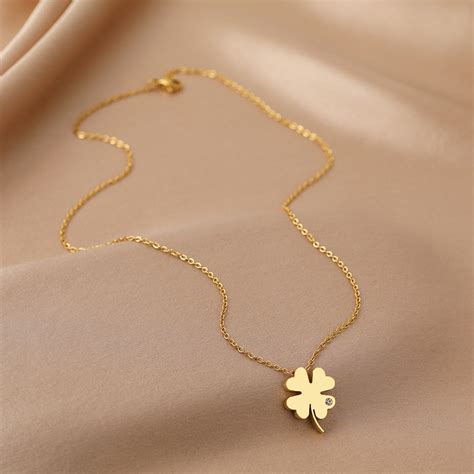 Collier fleur de trèfle pour femme CT