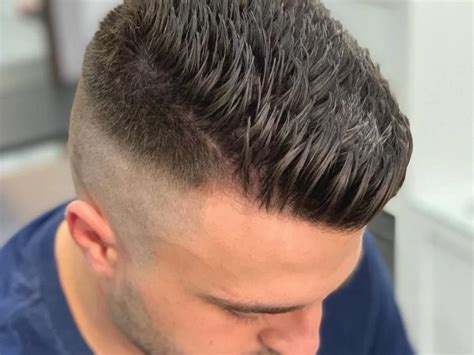 Cortes De Pelo Para Hombres Bajitos Consejos Y Tendencias