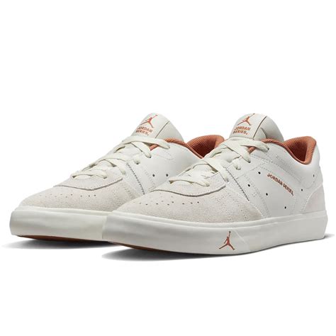 楽天市場ナイキ ジョーダン シリーズ ES NIKE JORDAN SERIES ES セイル ココナッツミルク ラストオキサイド