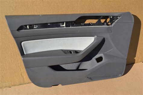Vw Arteon Boczek Drzwi Lewy Prz D Sk Ra Tapicerka Za Z Z Jaworzno