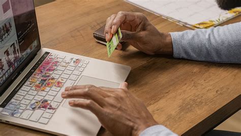 Cartão de crédito clonado saiba o que fazer Investe Digital