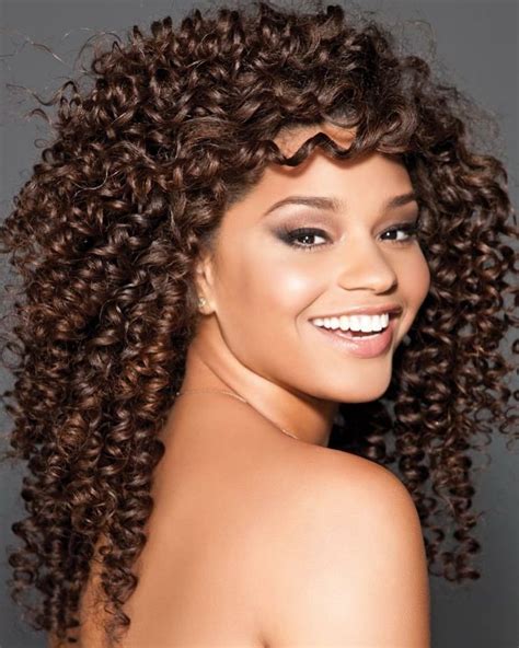 Pin by MANRÍ on Eyes Faces Curly hair inspiration Curly hair tips