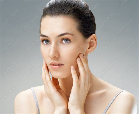 Dr Bahram Shahidi LA CHIRURGIE DU NEZ RHINOPLASTIE Montreux Et