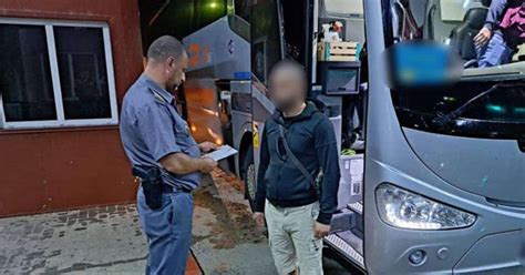 Un Moldovean S A Ales Cu Dosar Penal Avea Un Permis De Conducere Fals