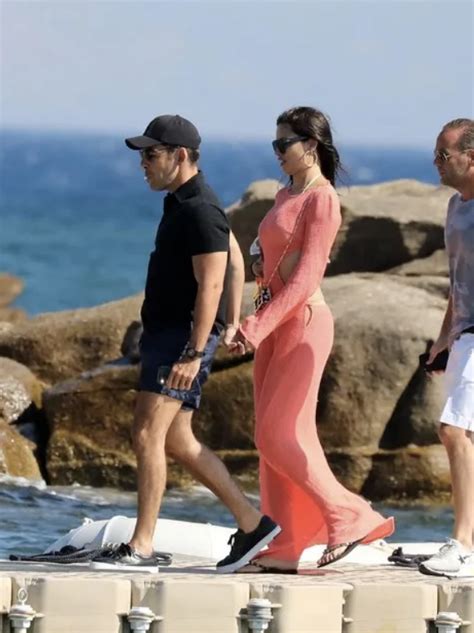 Metin Hara ile yollarını ayıran Adriana Lima Türk iş insanı ile el ele