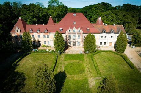 Pałac w Sztynorcie kamienny splendor