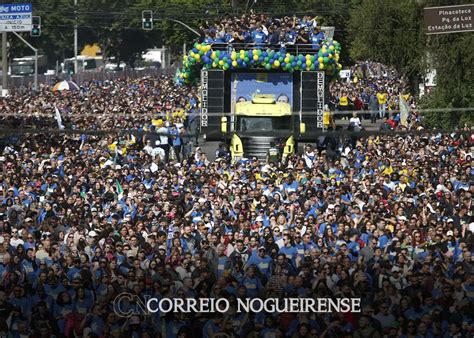 Marcha para Jesus reúne milhares de pessoas na capital paulista