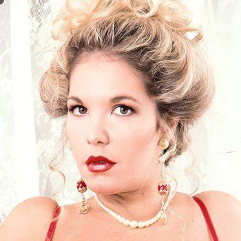 Frequently Asked Questions About Dakota Kelly BabesFAQ