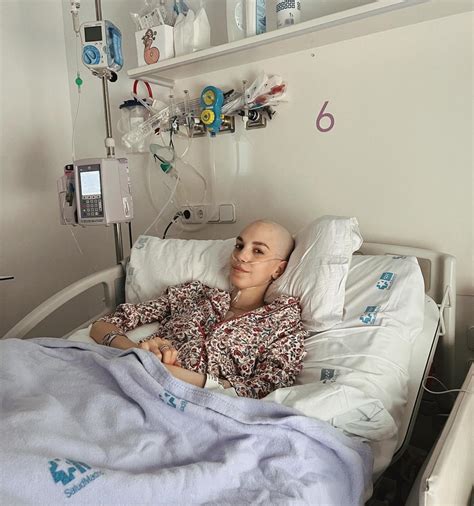 Morreu Elena Huelva A Influencer Que Partilhava Luta Contra O Cancro