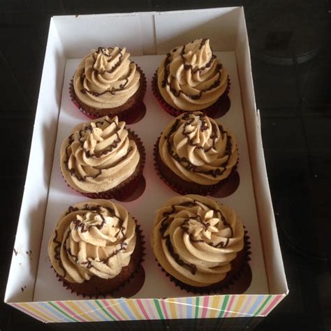 Pin By Hilary Cook On Cakes By Cookil How To Make Cake Desserts Food