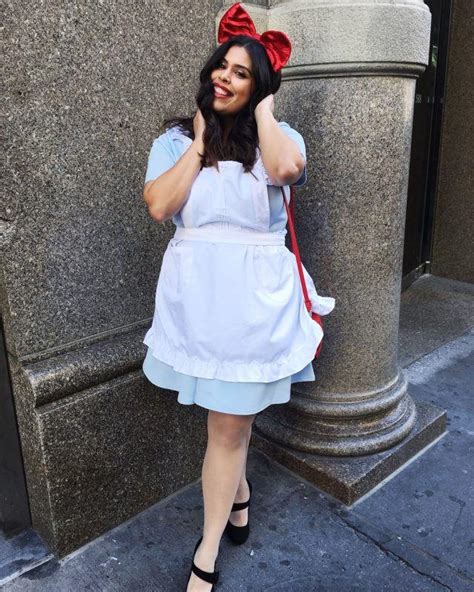 Diy Alice In Wonderland Costume Ideas Blitsy