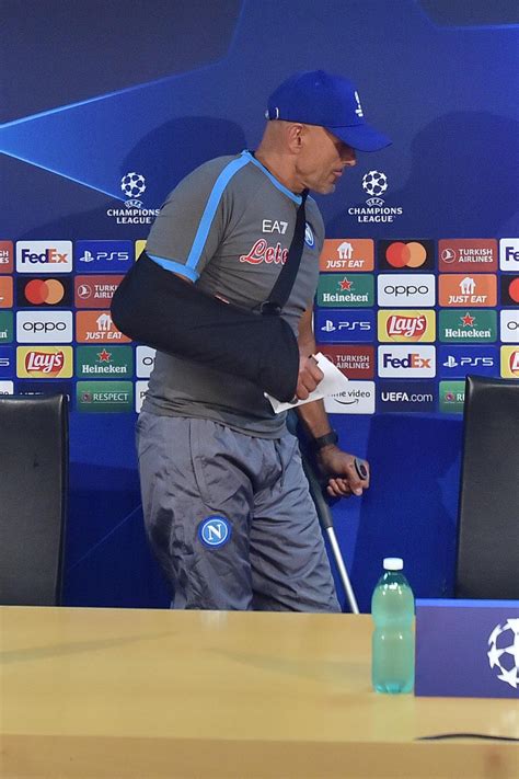Napoli Frattura Alla Clavicola Per Spalletti