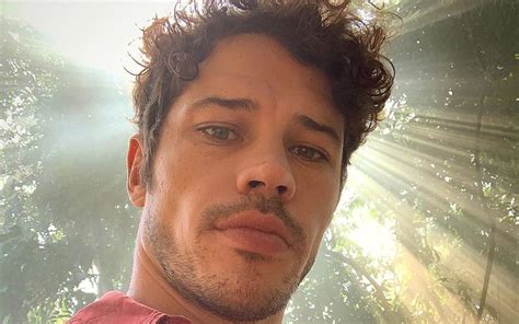 José Loreto passa dos limites e surge em foto polêmica TV Foco