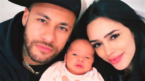 Bruna Biancardi Mostra Como Está Sendo O Seu Dia Na Casa Do Neymar News