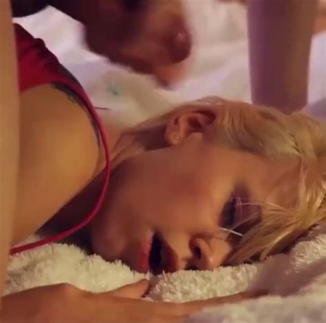 Porno Meraklısı Bir Anne on Twitter Şöyle bir şey istiyorum ama damla